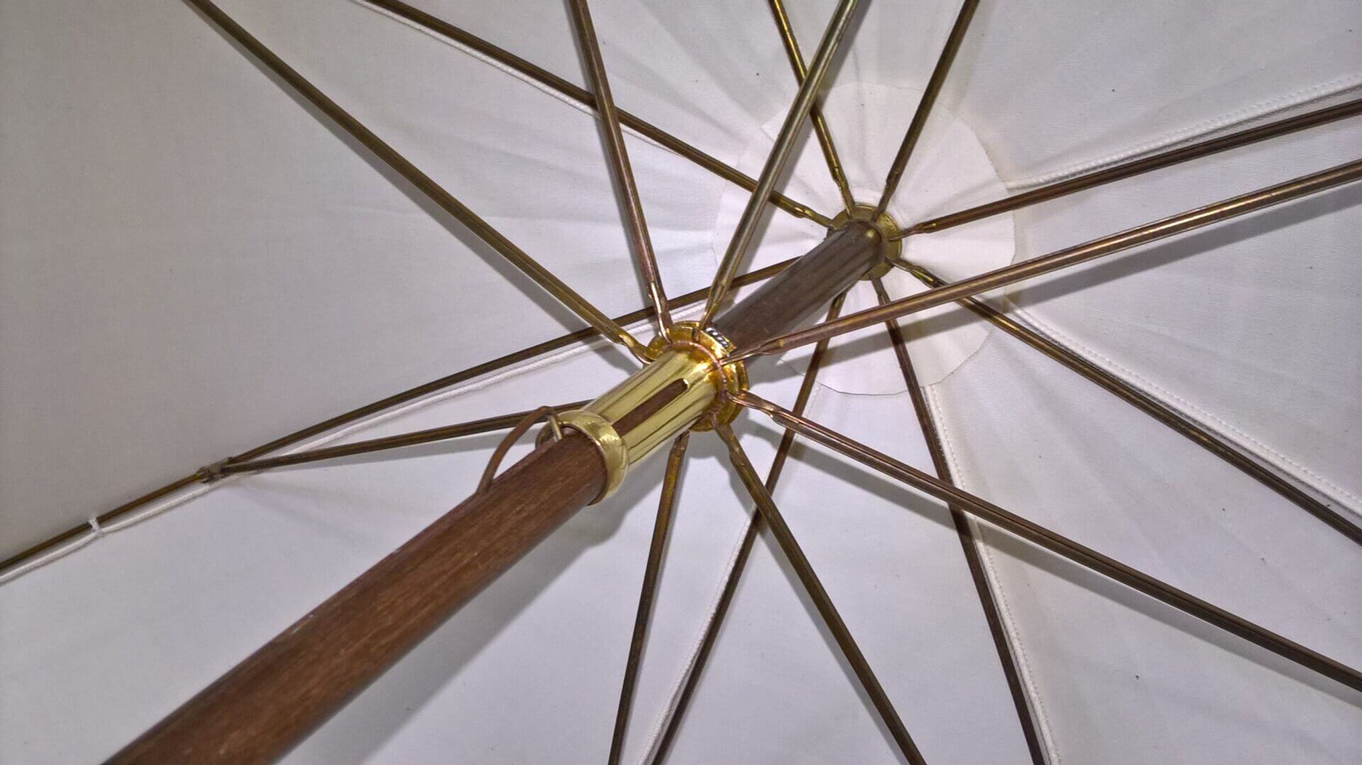 Umbrella restoration service - François Umbrella Factory